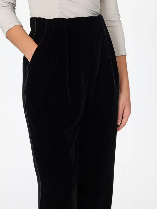 Giorgio Armani Trousers Colour