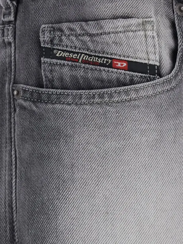 DIESEL® Zatiny Mid-rise Slim Fit Flared Jeans