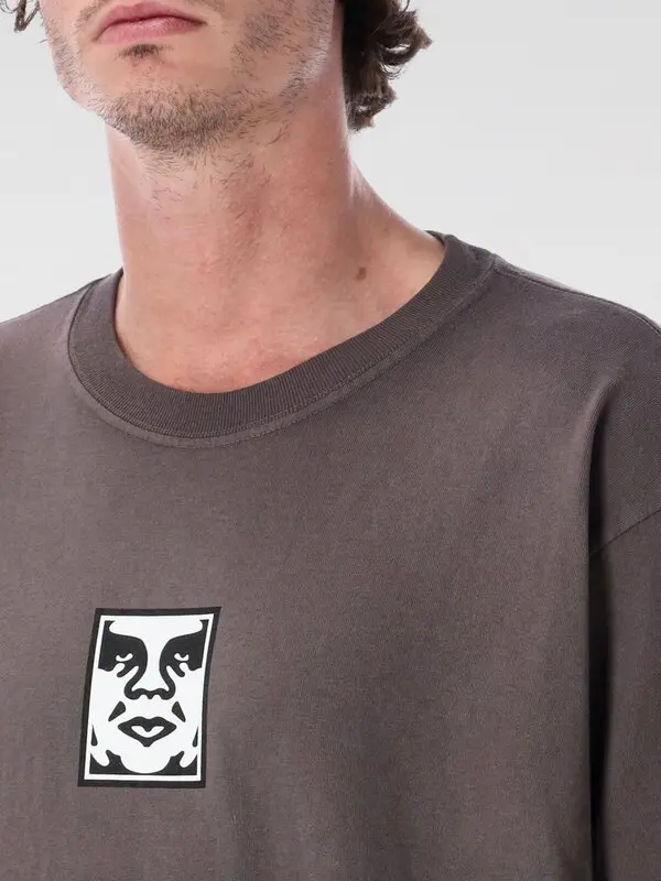 Obey T-shirt Colour