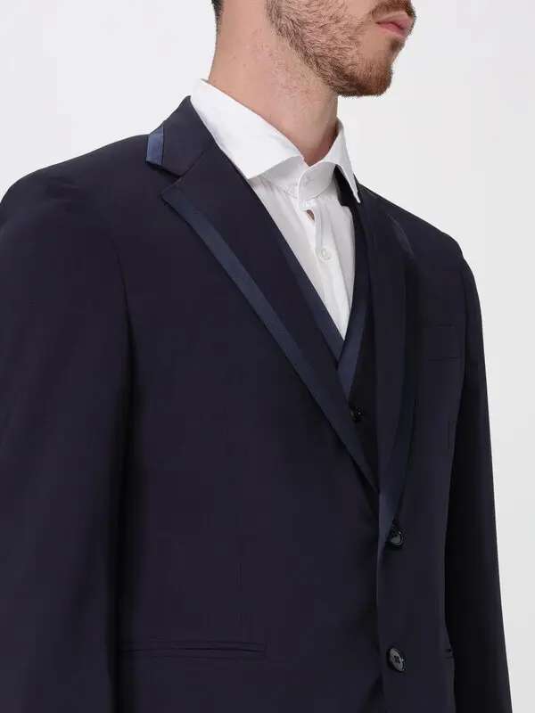 Brian Dales Suit Colour