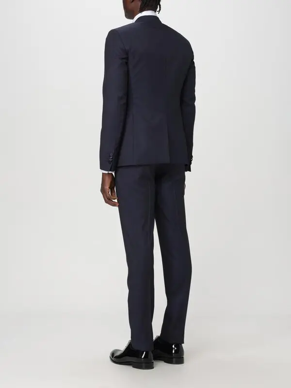Brian Dales Suit Colour