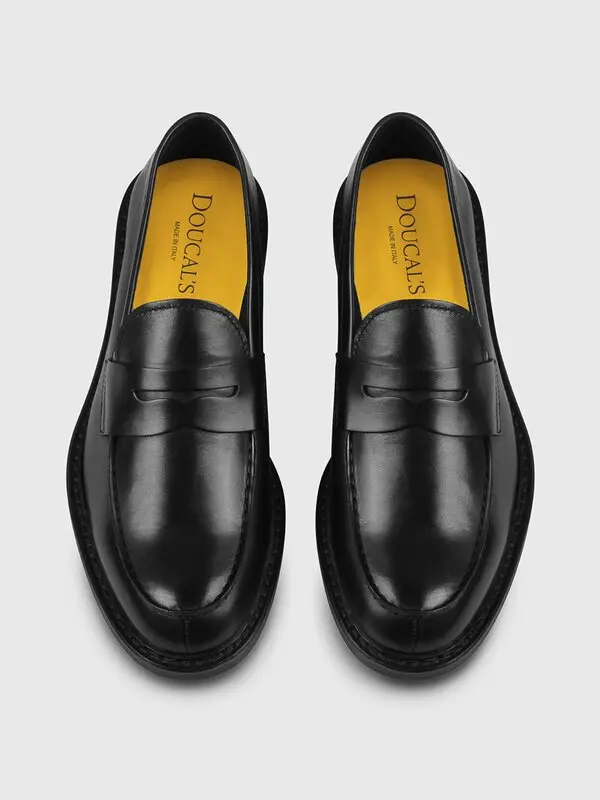 DOUCAL'S Smooth Calfskin Leather Loafers
