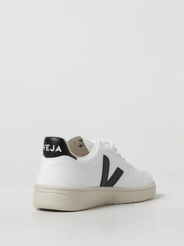 VEJA Trainers Colour