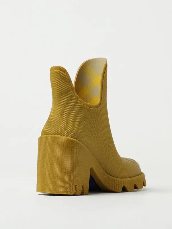 Burberry Boots Colour