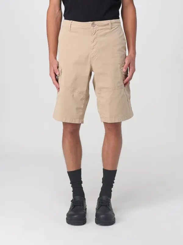 BLAUER. Shorts Colour