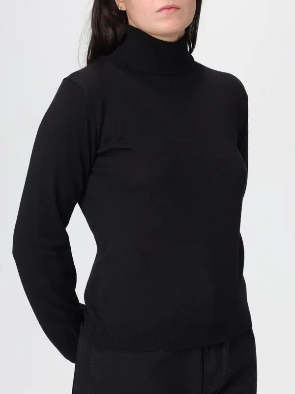 XC Jumper Colour - Black