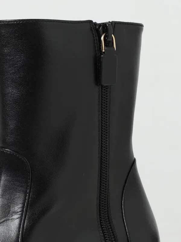STUART WEITZMAN Boots Colour