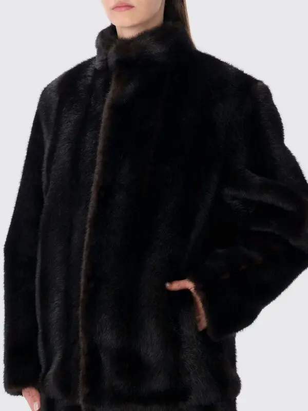 MAISON MARGIELA Fur Coat Colour