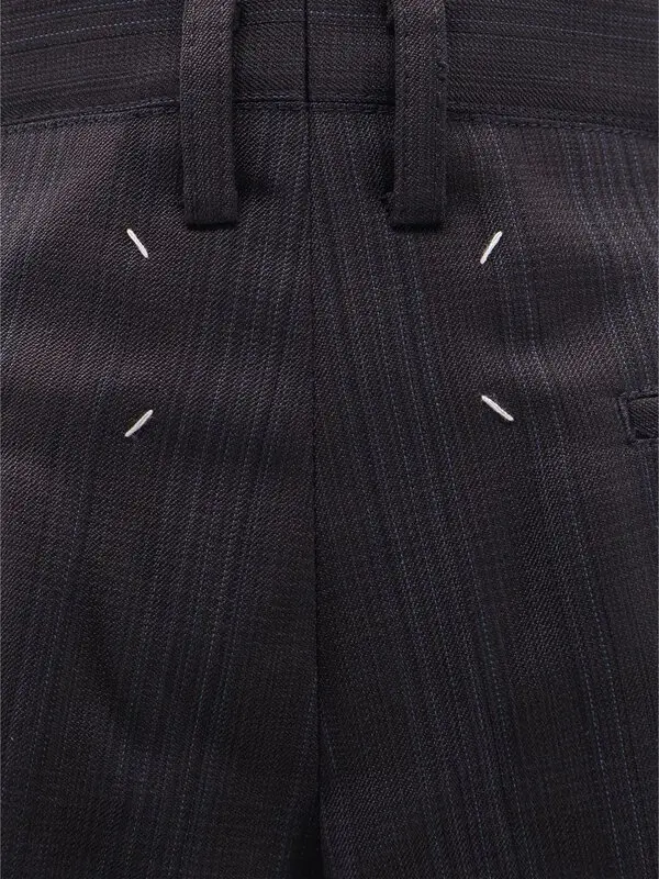MAISON MARGIELA Shorts Colour