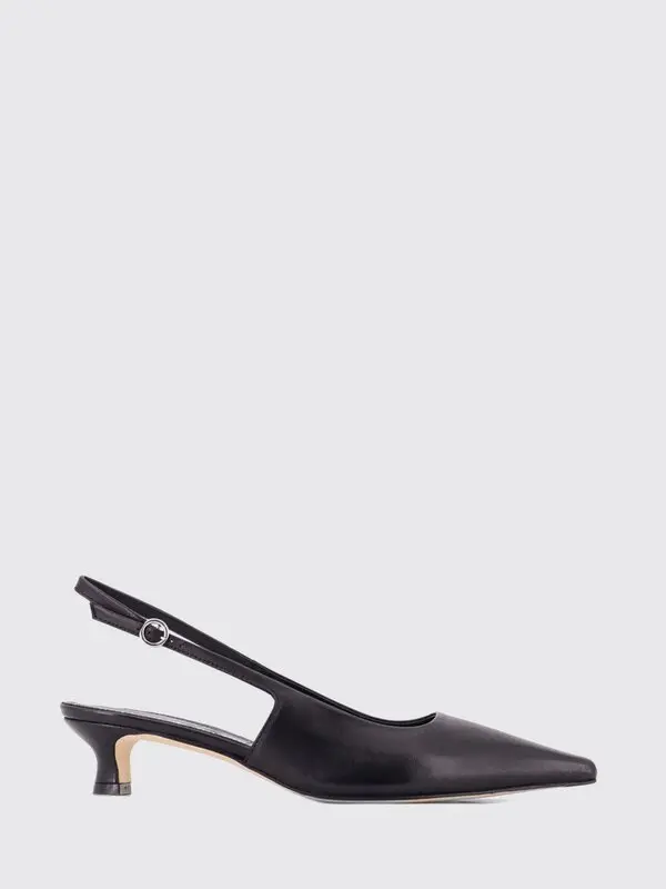 AeydĒ Catrina Smooth Leather Slingback Pumps - Black