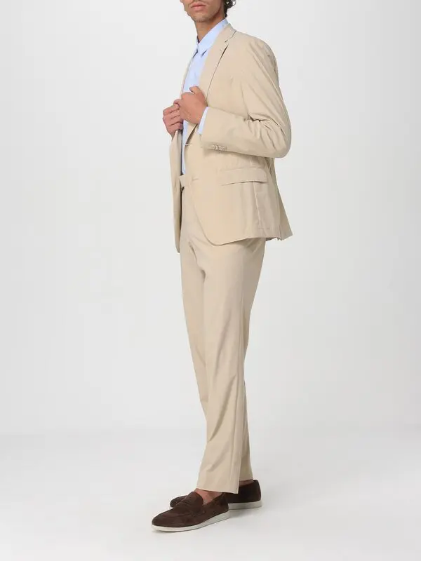 BOSS Suit Colour