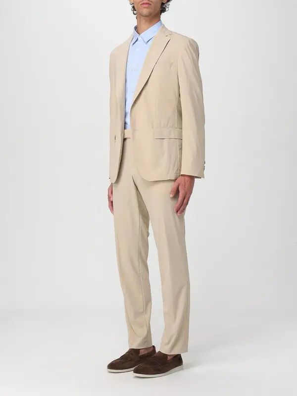 BOSS Suit Colour