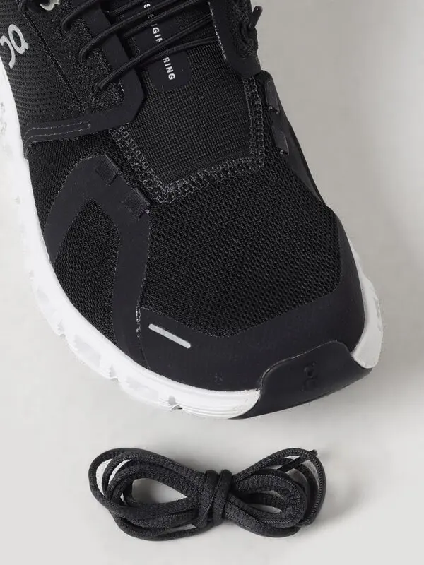 On Trainers Colour