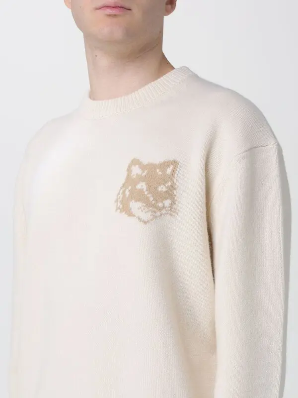 Maison Kitsuné Jumper With Emblem Detail - Beige