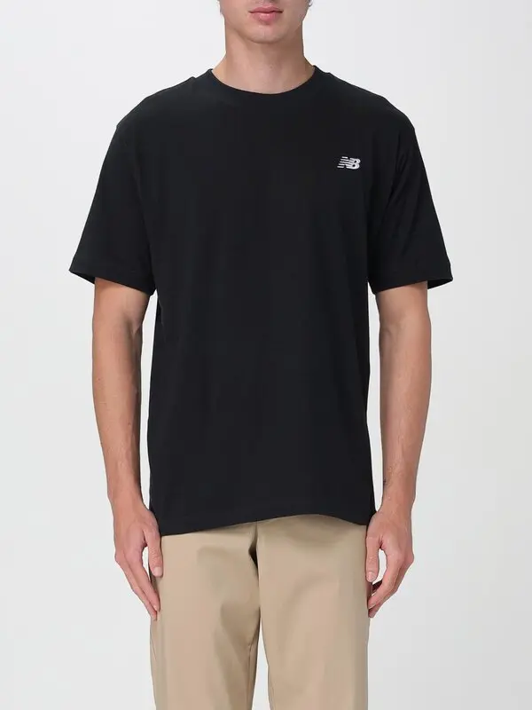 NEW BALANCE T-shirt Colour