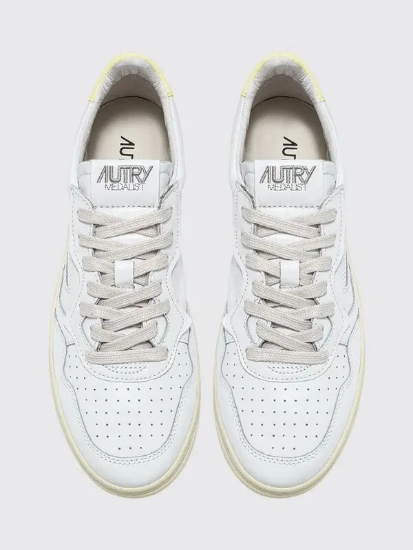 AUTRY Medalist Low Leather Sneakers