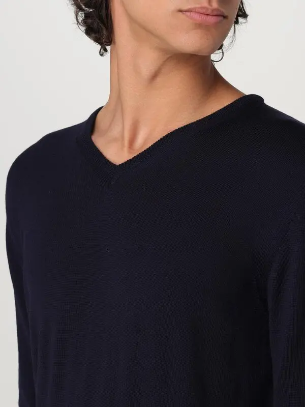 XC V-neck Fine Knit Jumper - Blue