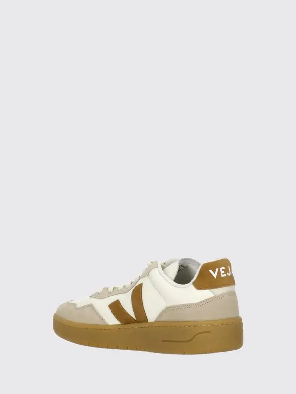 VEJA V-90 O.t. Leather Sneakers