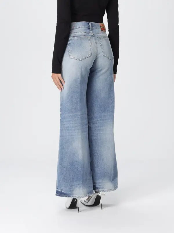 DIESEL® Jeans Colour