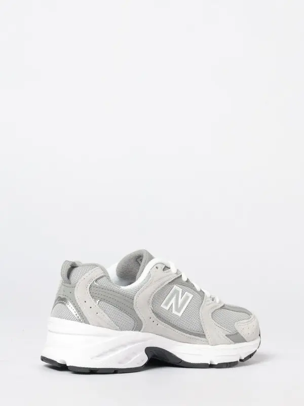 NEW BALANCE 530 Sneakers