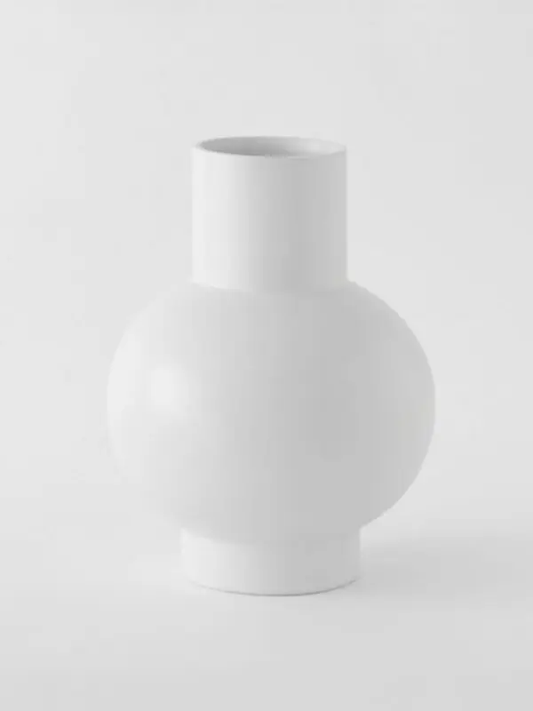 RAAWII Vases Lifestyle Colour - White