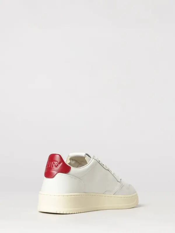 AUTRY Medalist Low Top Sneakers In Bi-leather And Suede - Ruby