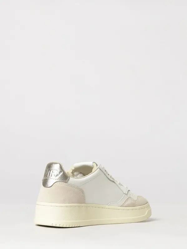 AUTRY Medalist Low Bi Leather Sneakers With Perforated Toe - Gold