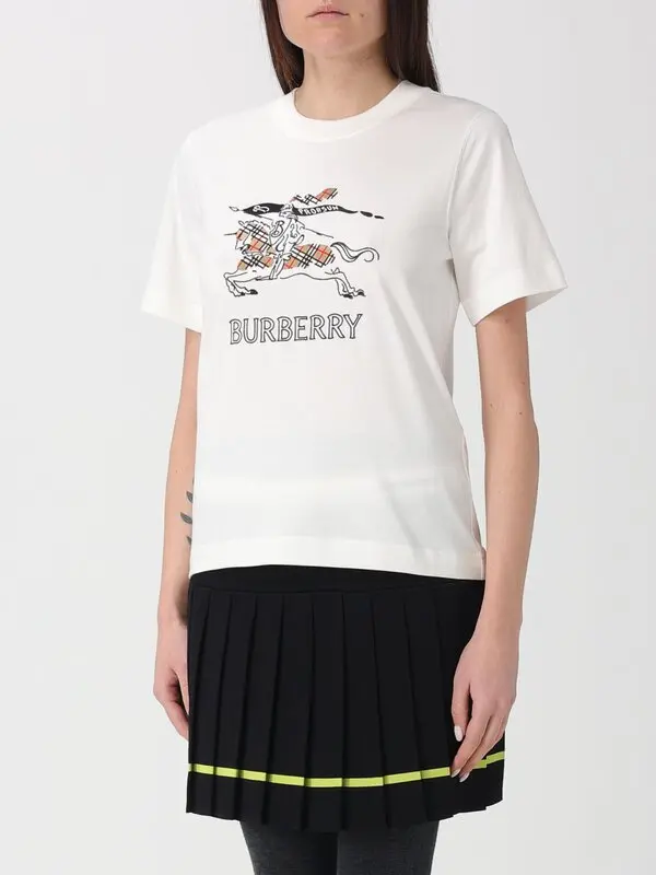 Burberry T-shirt Colour