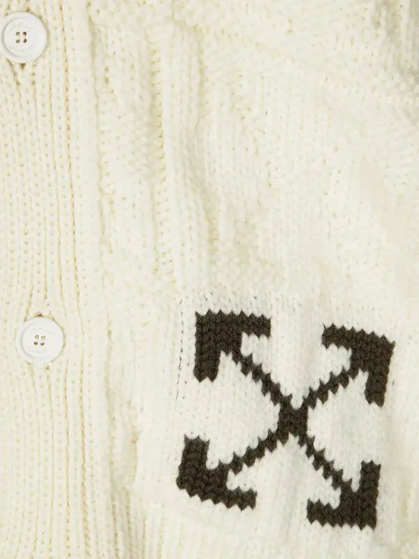 Off-White Jumper Colour