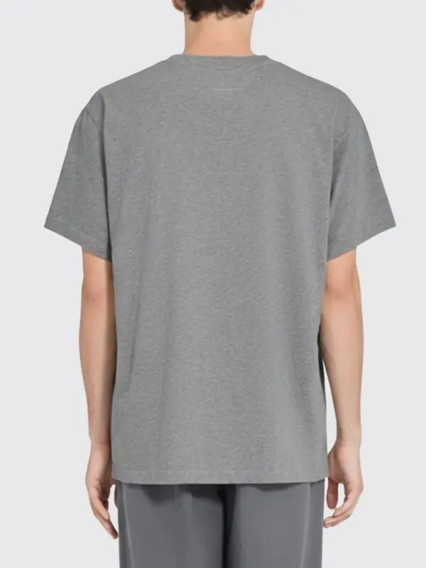 MAISON MARGIELA T-shirt Colour
