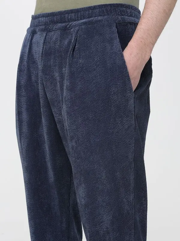 FAMILY FIRST Trousers Colour