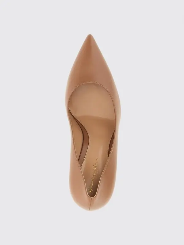 GIANVITO ROSSI Court Shoes Colour - Beige