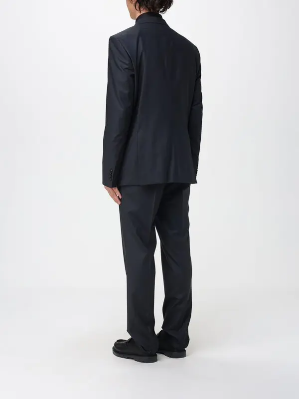 BOSS Suit Colour
