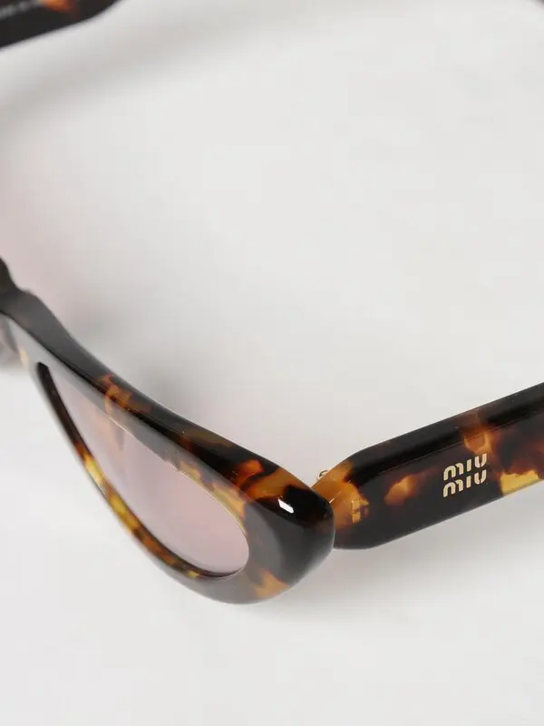 Miu Miu Triangular Frame Acetate Sunglasses With Contrast Logo - Multicolor