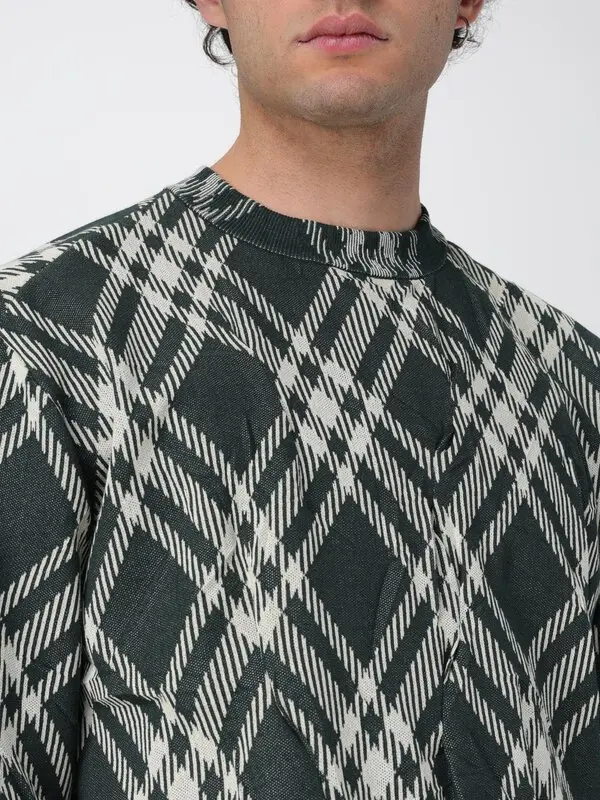 Burberry Jumper Colour