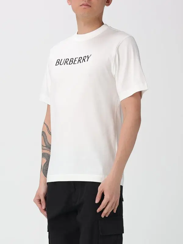 Burberry T-shirt Colour