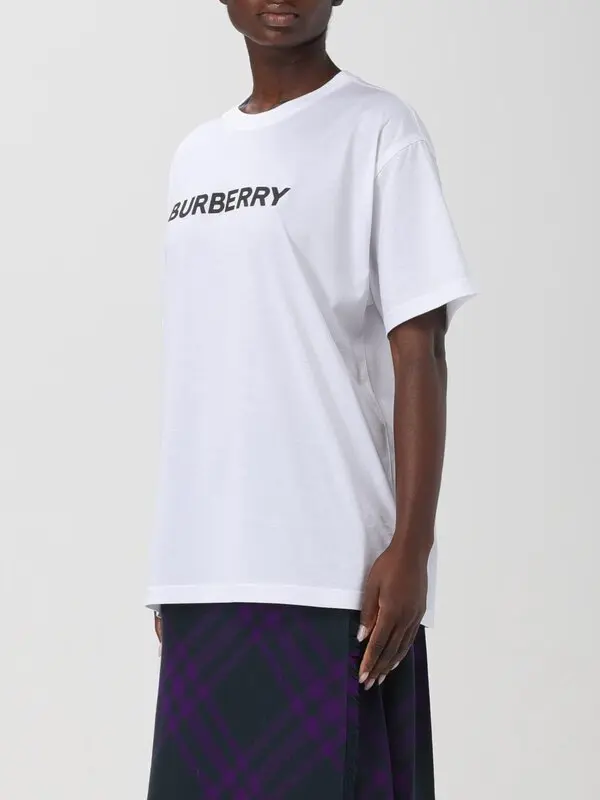 Burberry T-shirt Colour
