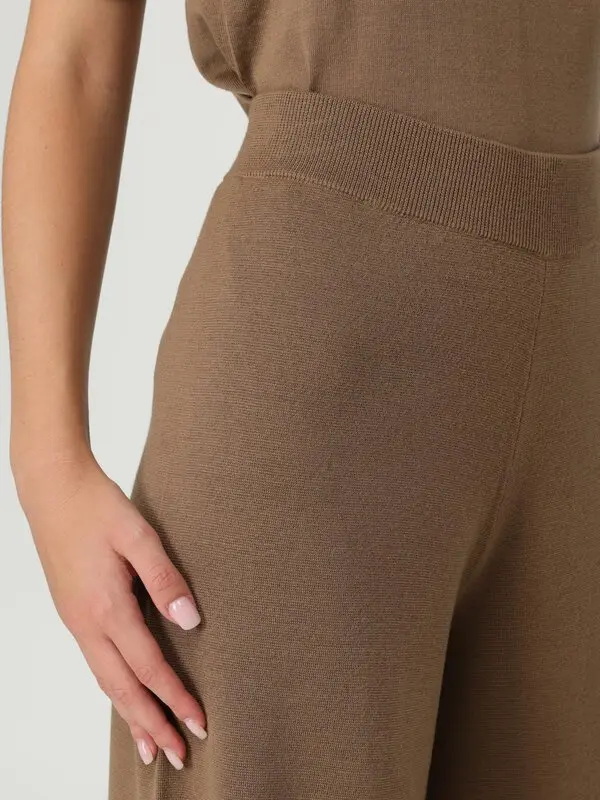 Max Mara Trousers Colour