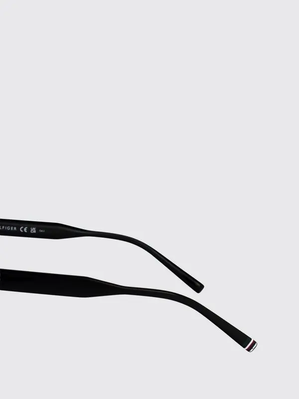 Tommy Hilfiger Sunglasses Colour - Black