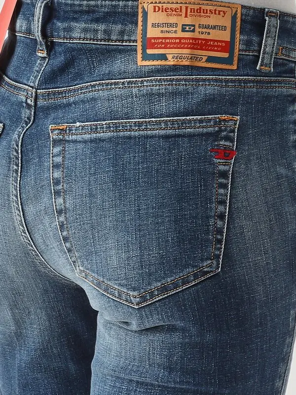 DIESEL® Jeans Colour
