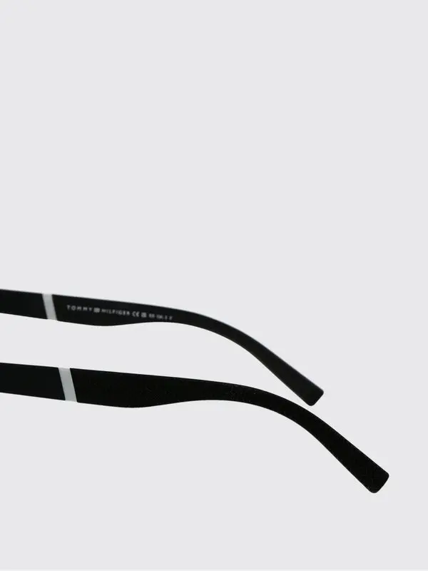 Tommy Hilfiger Sunglasses Colour