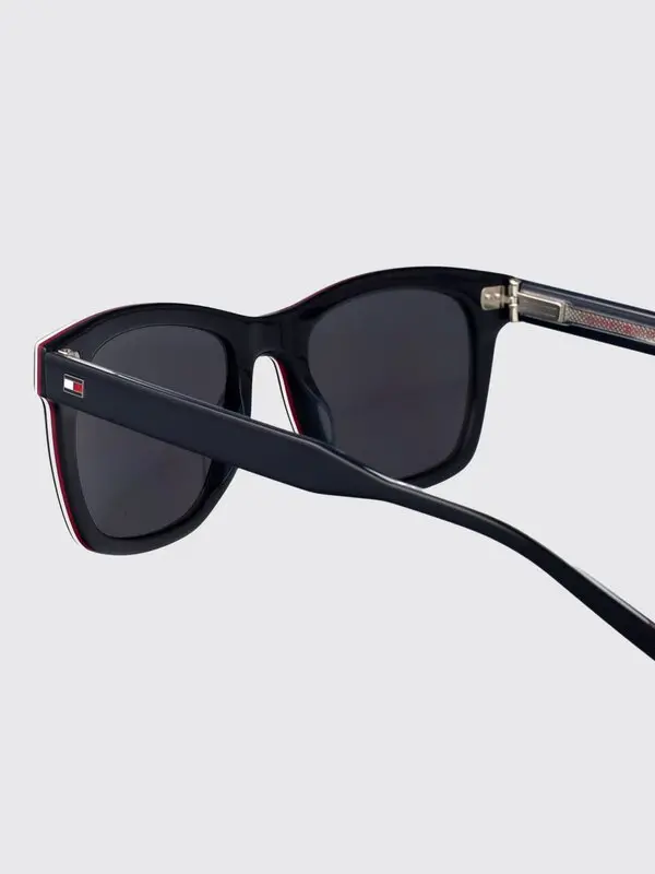 Tommy Hilfiger Sunglasses Colour