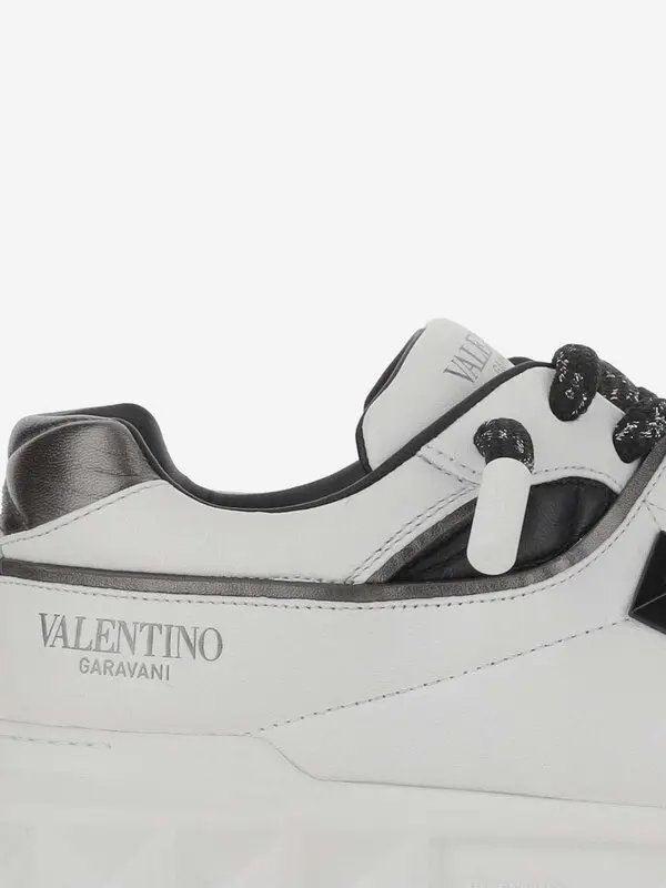 Valentino Garavani Trainers Colour