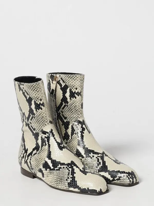 Khaite Boots Colour