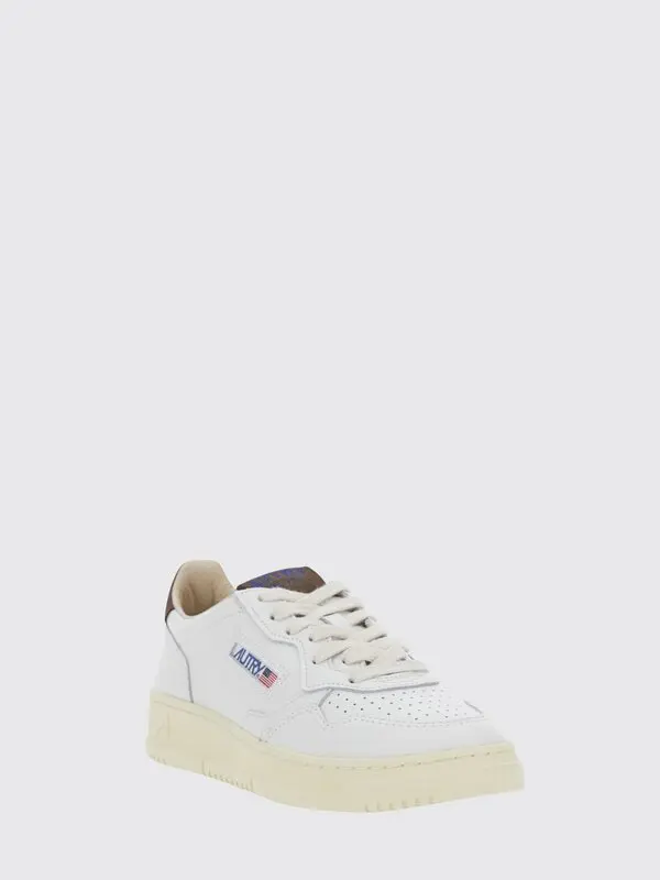 AUTRY Medalist Low Top Sneakers In Smooth Calfskin - Brown