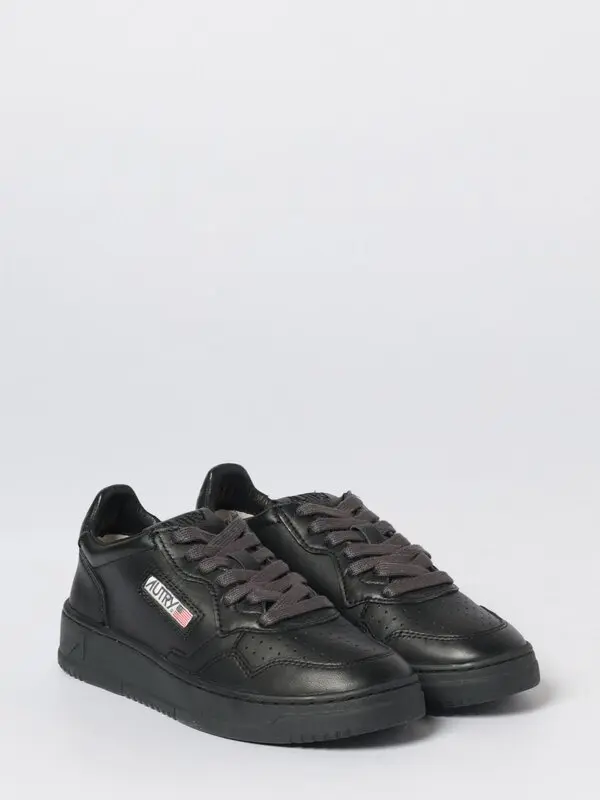AUTRY Medalist Low Leather Sneakers