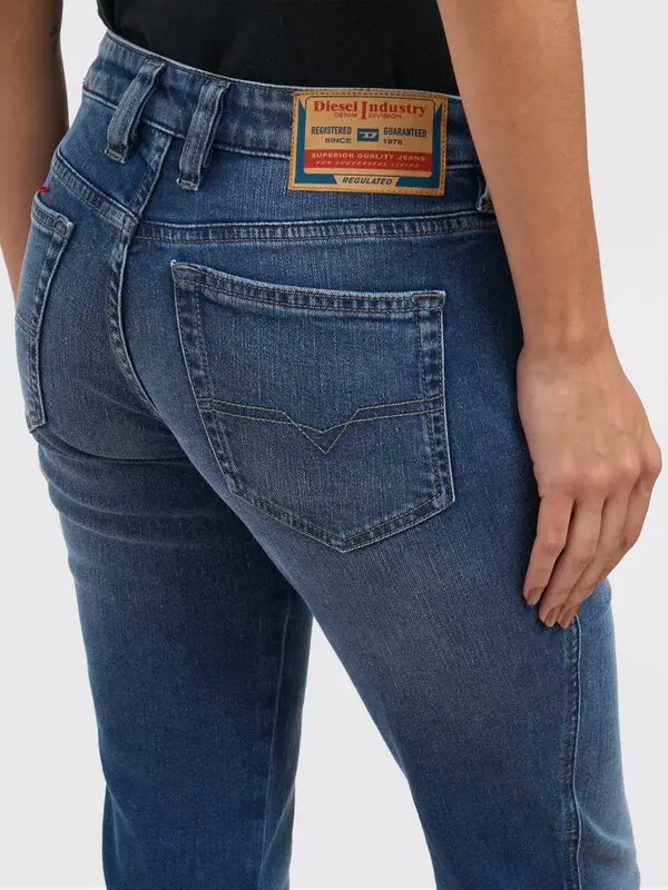 DIESEL® Jeans Colour