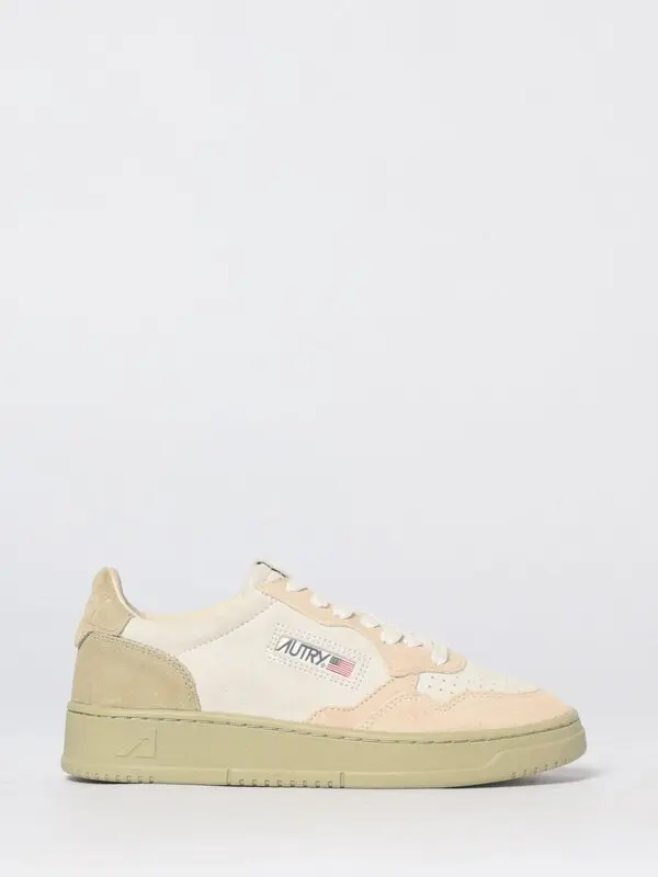 AUTRY Medalist Low Suede Sneakers