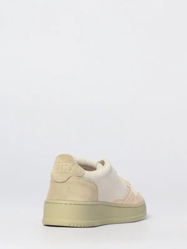 AUTRY Medalist Low Suede Sneakers