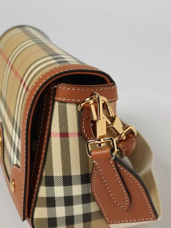 Burberry Handbag Colour - Beige